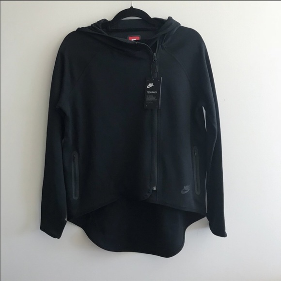 Nike | Jackets & Coats | Nwt Nike Tech Fleece Full Zip Cape Black ...